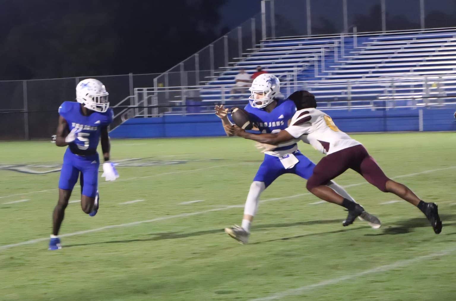 FOOTBALL: Johnson County overwhelms Hancock Central in region debut ...