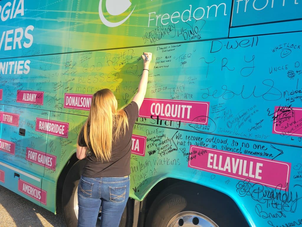 RISEUP hosts recovery bus to mark National Recovery Month – Courier ...