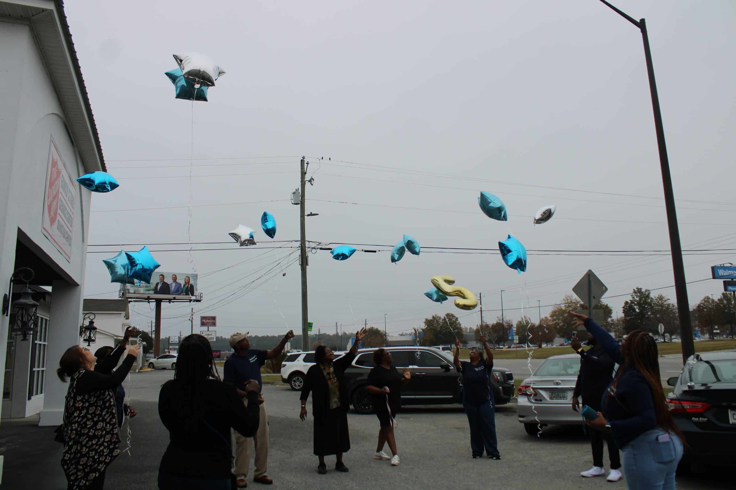 Salvation Army bell ringer remembered with balloon launch – Courier ...
