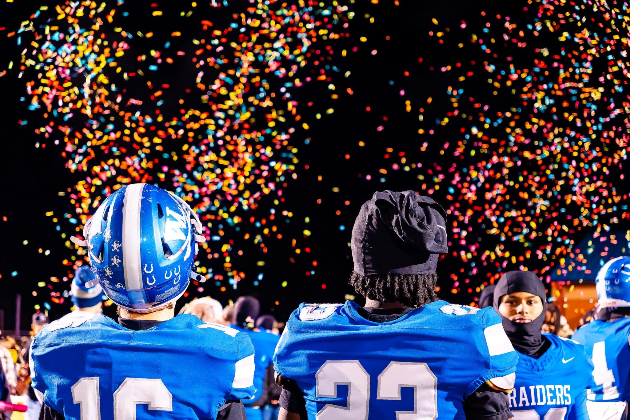FOOTBALL: Clutch TDs, key tackles help West Laurens survive trouble to ...