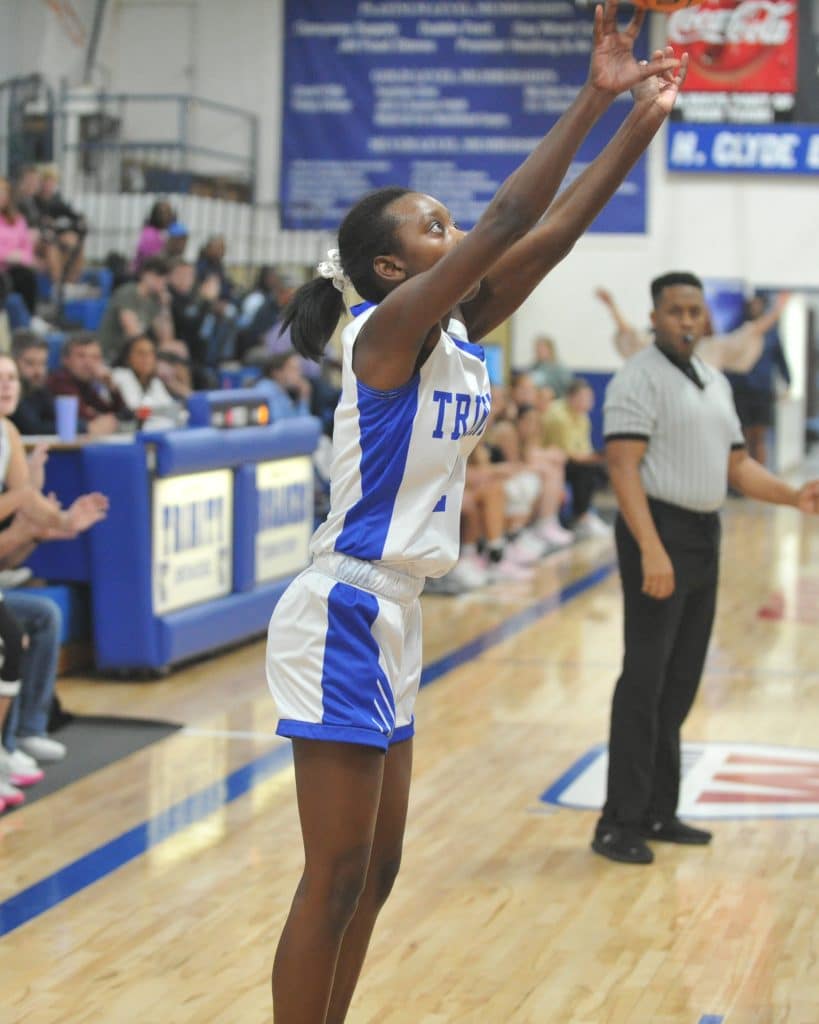 BASKETBALL: Big second halves for Trinity's top scorers in split with ...